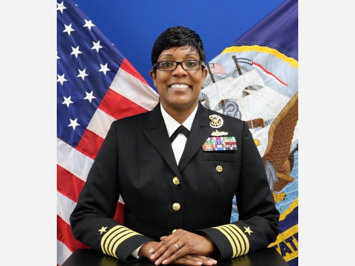 People of America - Janet Days, First Black Woman Commanding Officer of ...